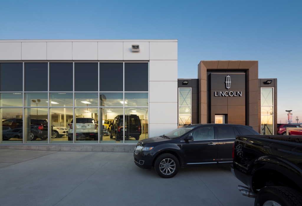 Desjardins Auto Collection – Ford Lincoln | Garoy Construction