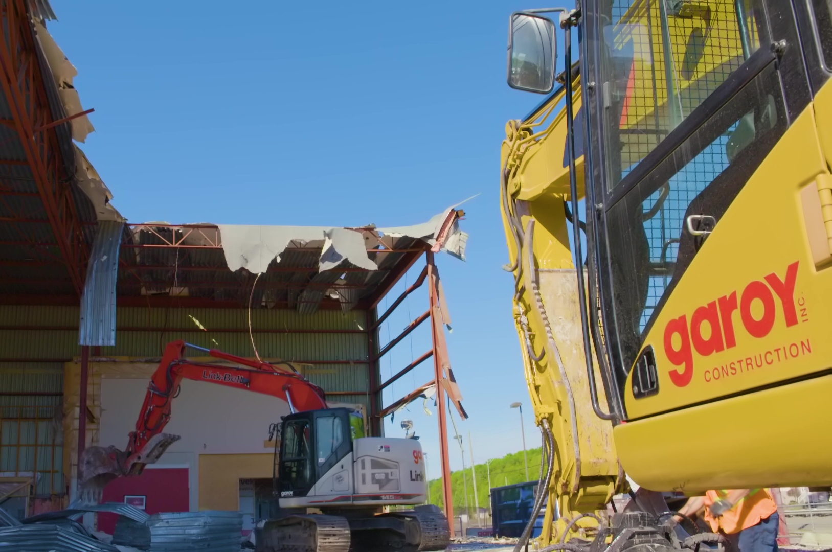 Chantier Démolition Theetge Honda, Boischatel | Garoy Construction