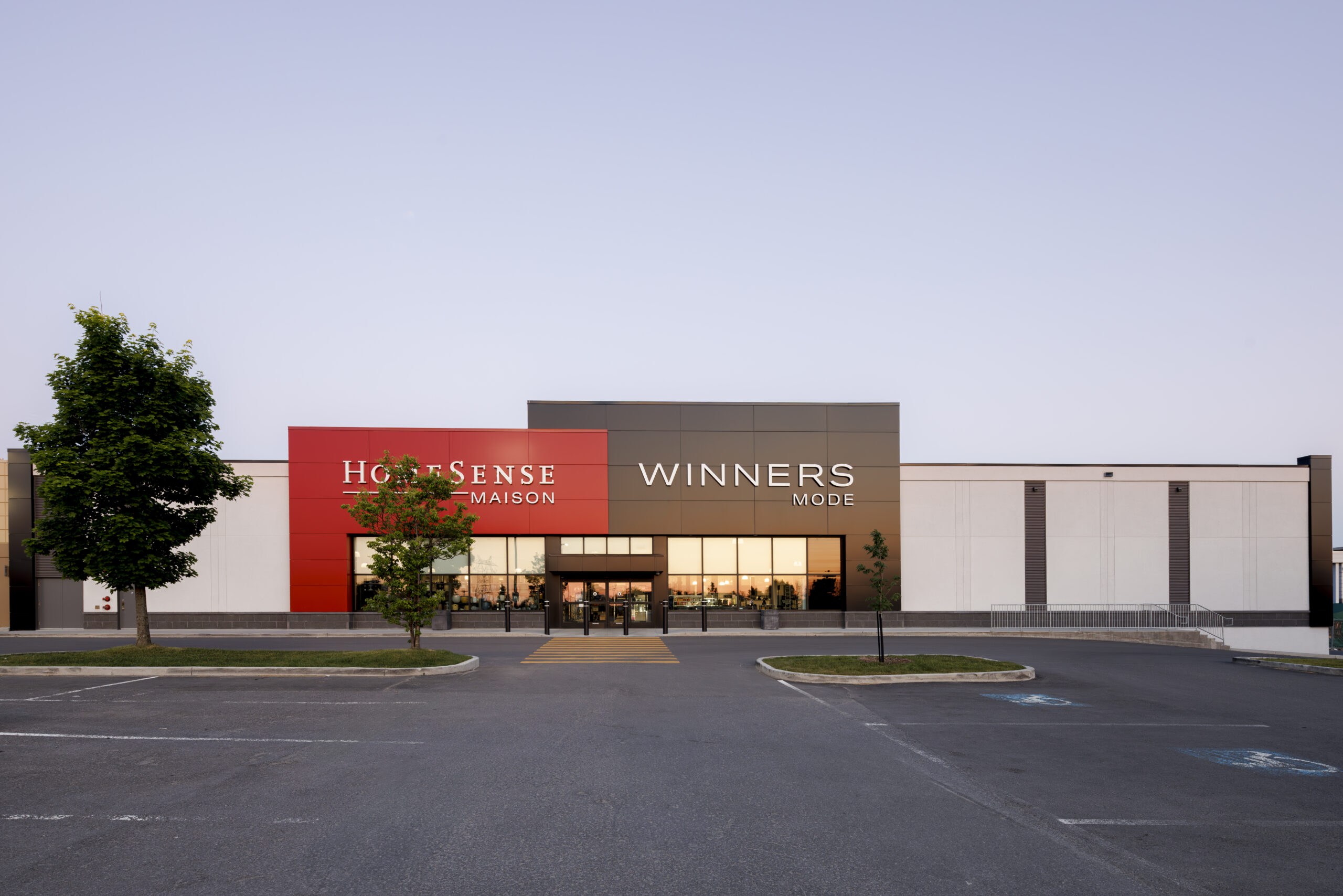 Winners HomeSense Lévis | Garoy Construction